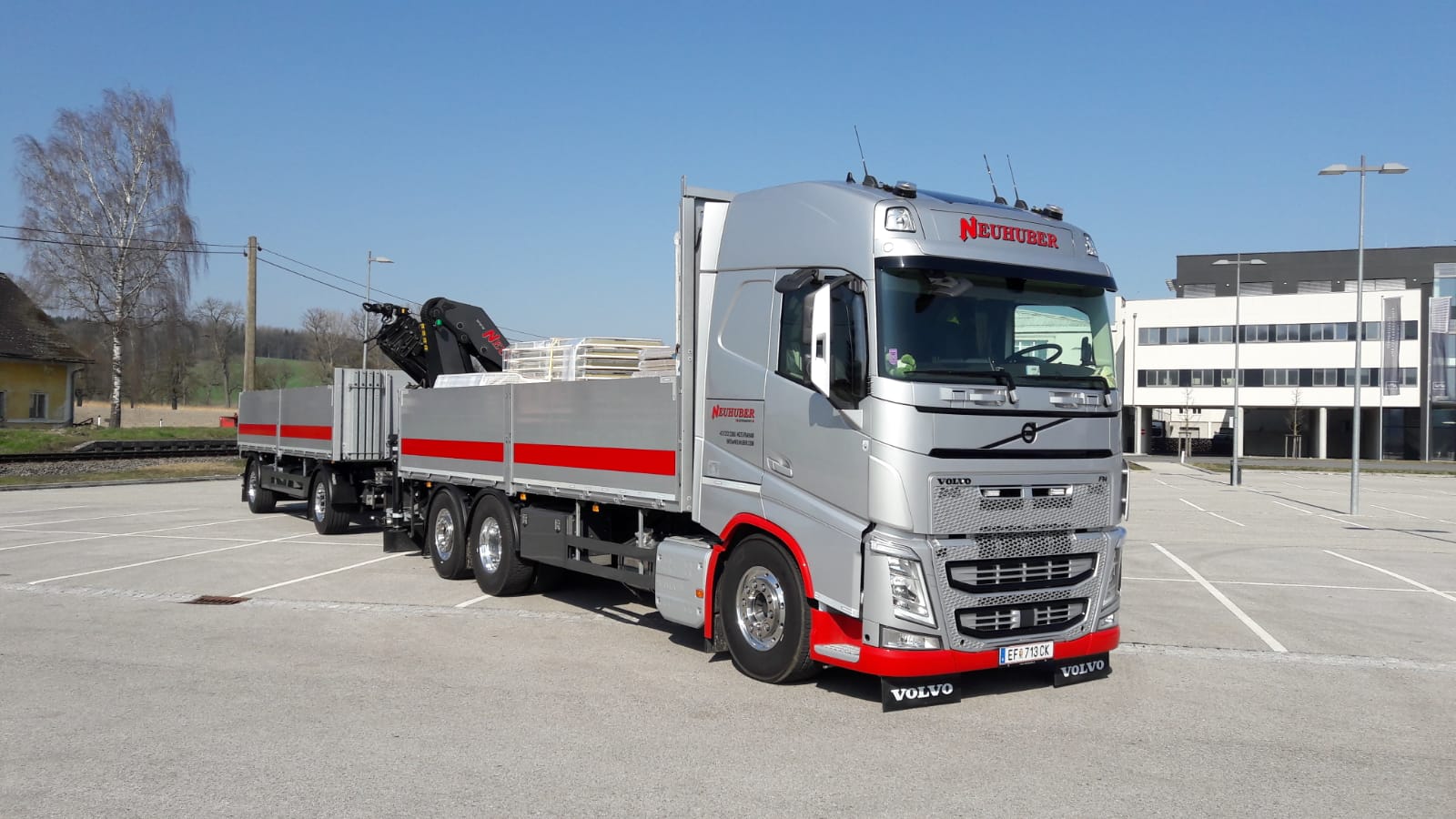 Transporte mit Kran LKW – PK 22 - Neuhuber Gütertransporte GmbH, Eferding